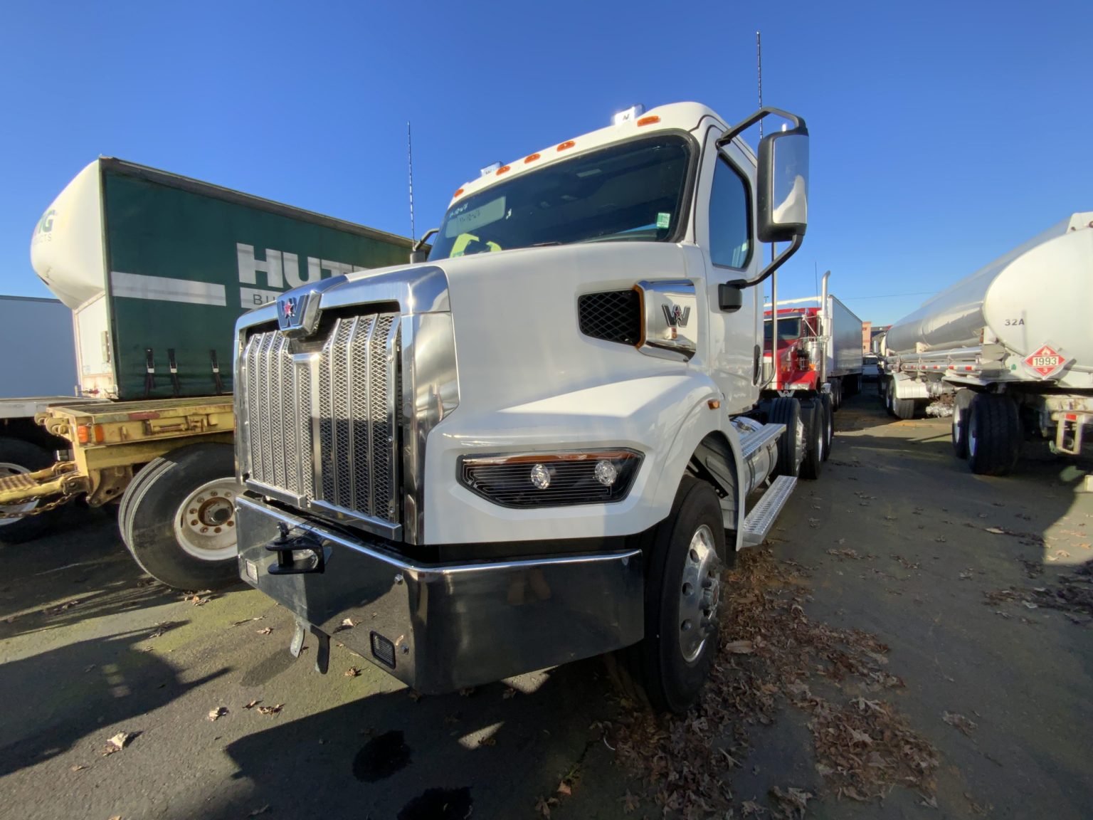 2025 WESTERN STAR 47X - Truck Shop Dealer Auburn