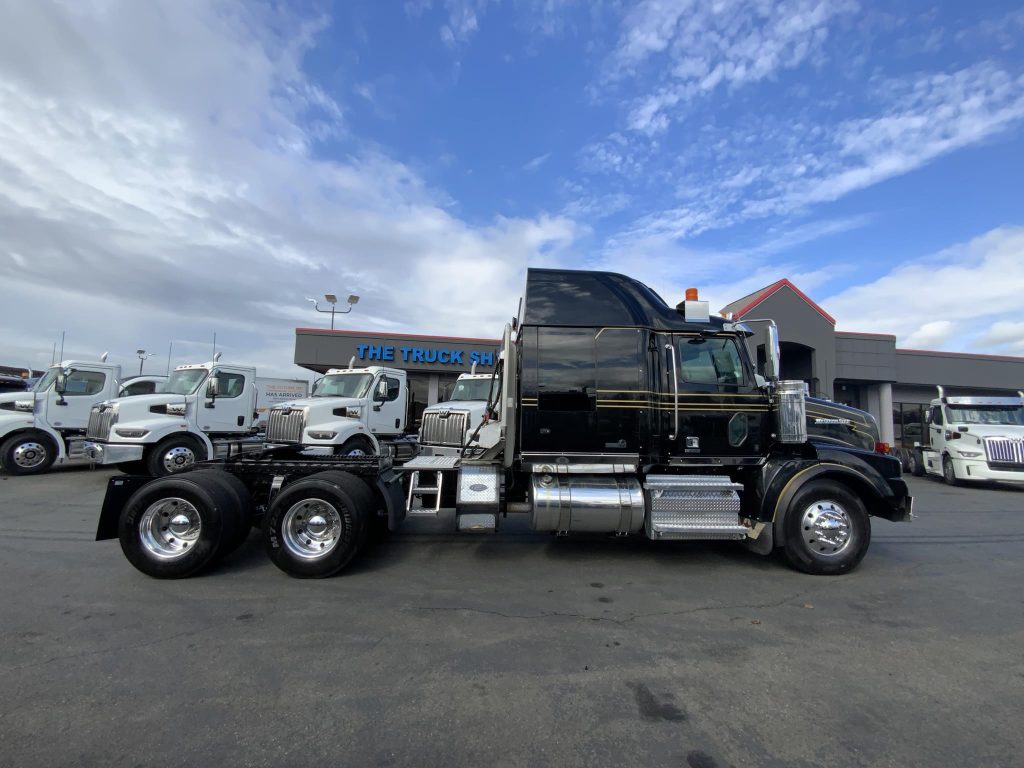 2019 WESTERN STAR 4900 - Truck Shop Dealer Auburn