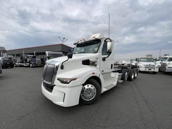 2025 WESTERN STAR 57X - Truck Shop Dealer Auburn