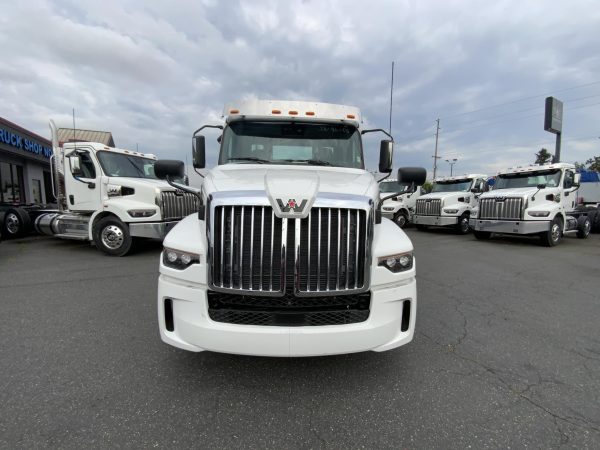 2025 WESTERN STAR 57X - Truck Shop Dealer Auburn
