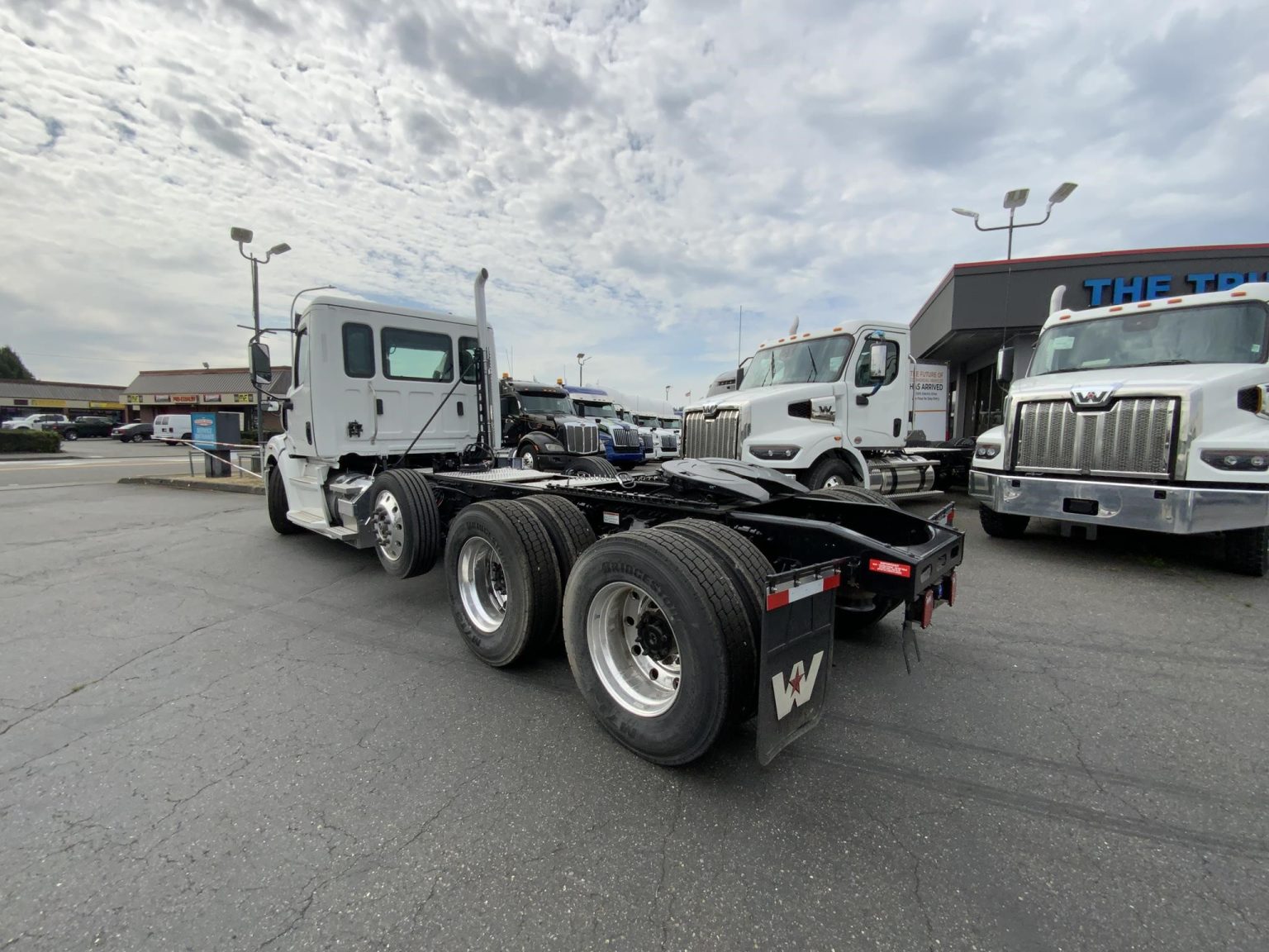 2025 WESTERN STAR 57X - Truck Shop Dealer Auburn